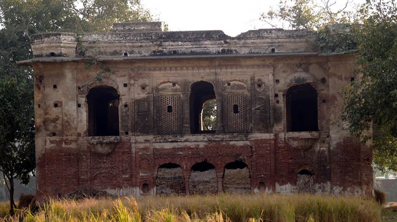 Tomb and Baradari at Sadhna Enclave Delhi - History