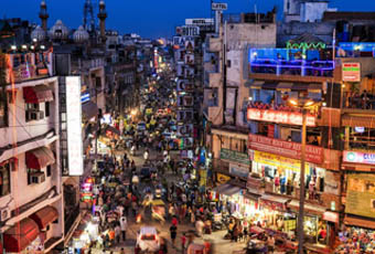 Paharganj Main Bazaar - Shopping Market in Delhi